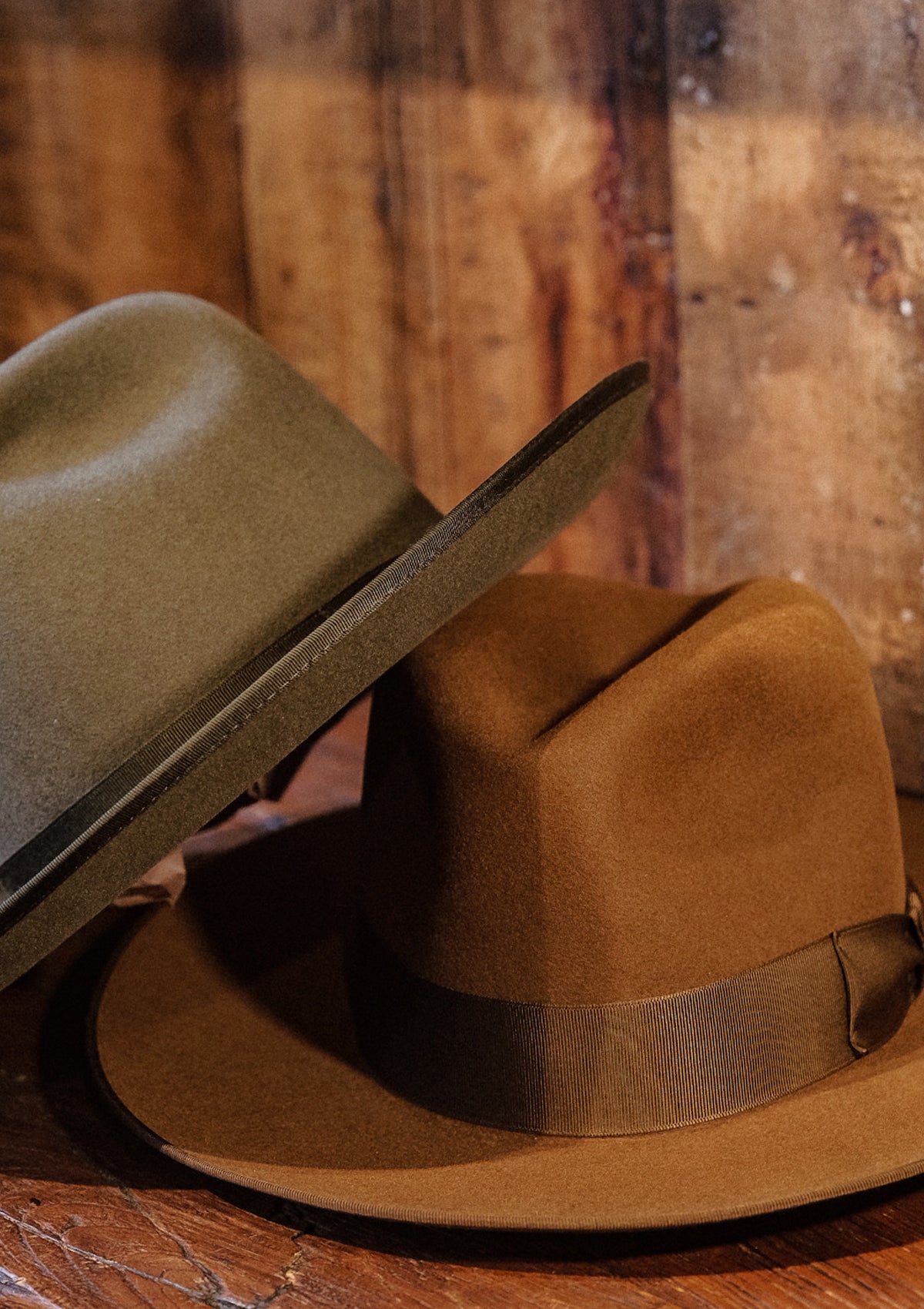 Barbosa Flat Brim Fedora - Driftwood – Thomas Farthing London