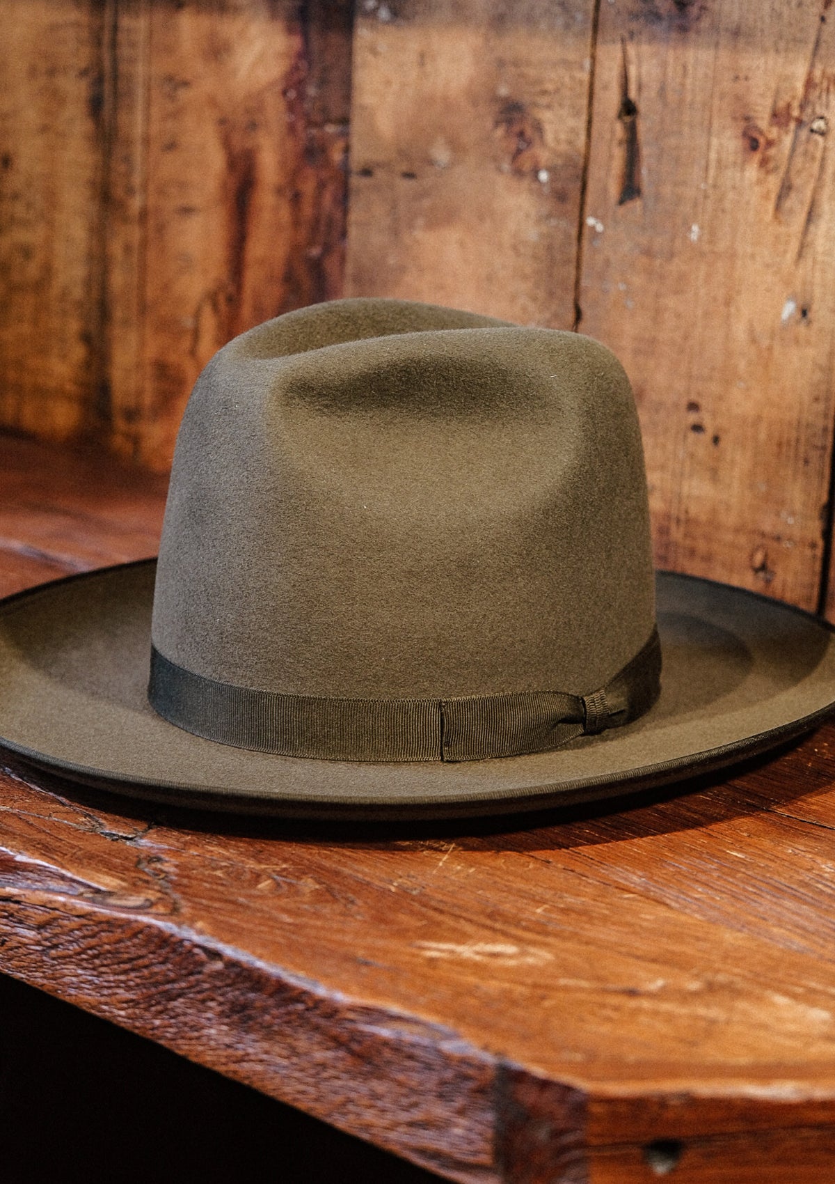 Barstow Wide Brim Fedora - Moss – Thomas Farthing London