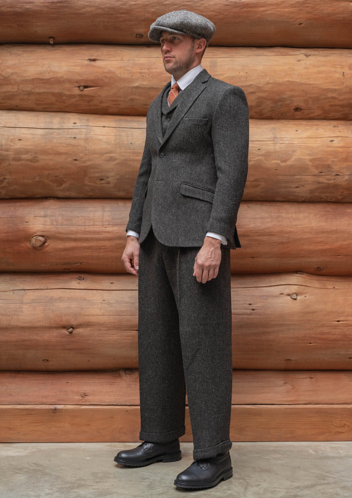 Edison Harris Tweed Gene Trouser - Charcoal Herringbone – Thomas ...