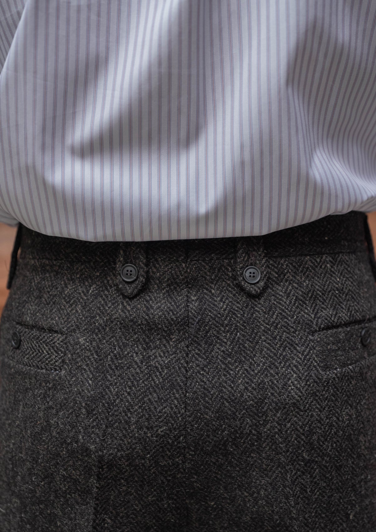 Edison Harris Tweed Gene Trouser - Charcoal Herringbone – Thomas ...