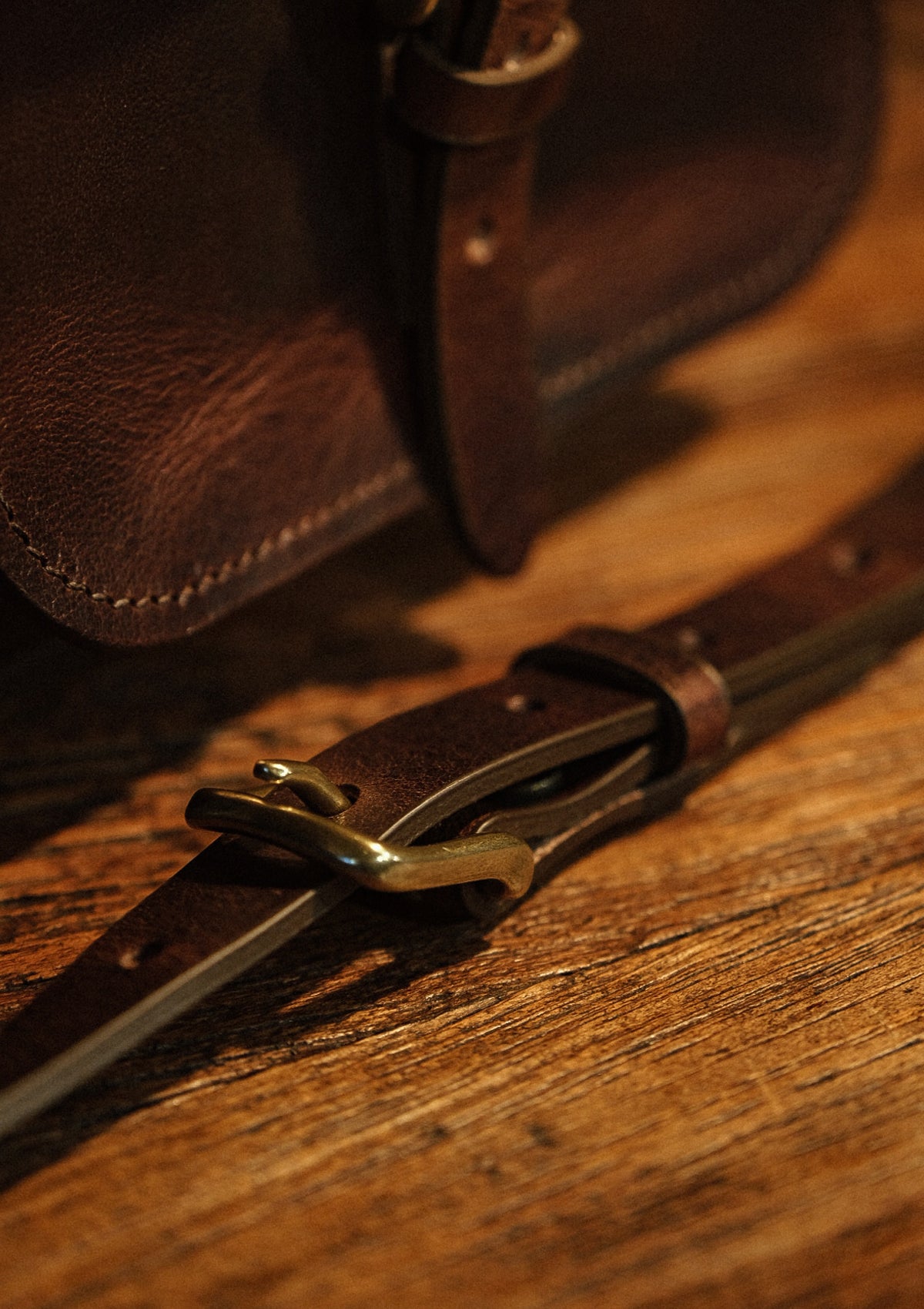 Saddle Leather Satchel - Dark Brown – Thomas Farthing London